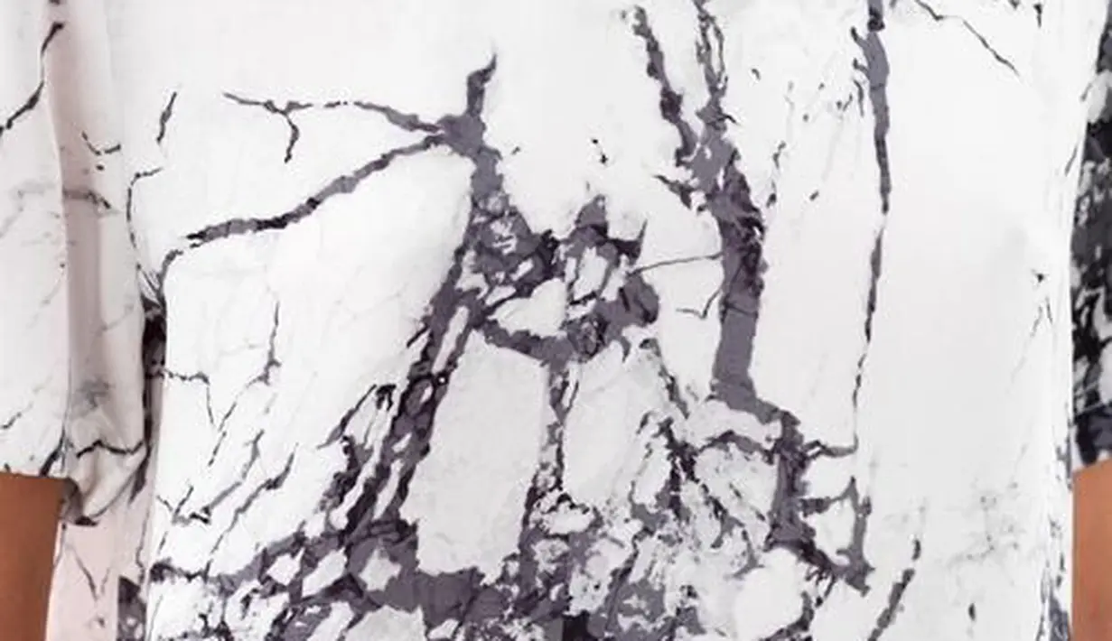Inspirasi Gaya Dengan Marble Prints - Photo Fimela.com