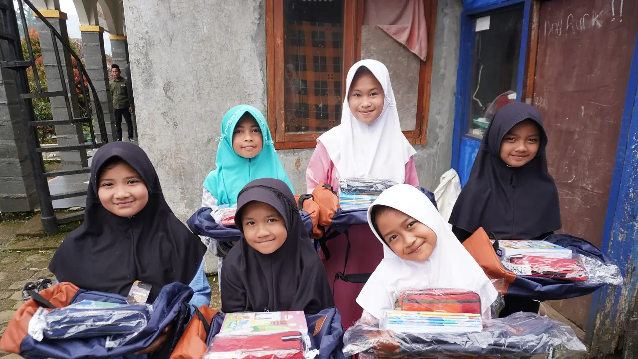 Memaknai Lebaran Yatim di Pesantren Tahfidz Quran Al Muqarrabun Pangalengan