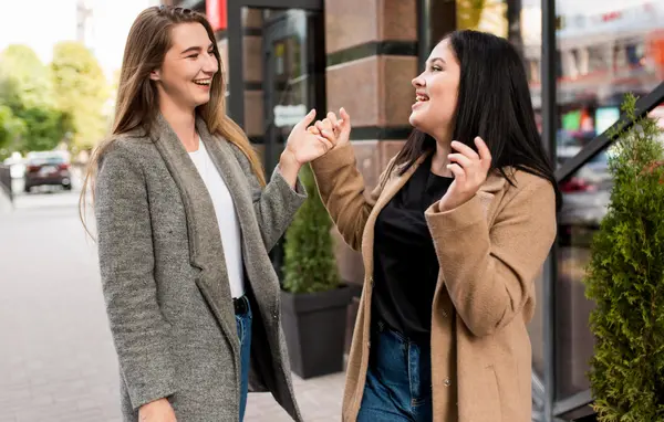 Fungsi Div pada HTML, Penjelasan dan Waktu yang Tepat untuk ...