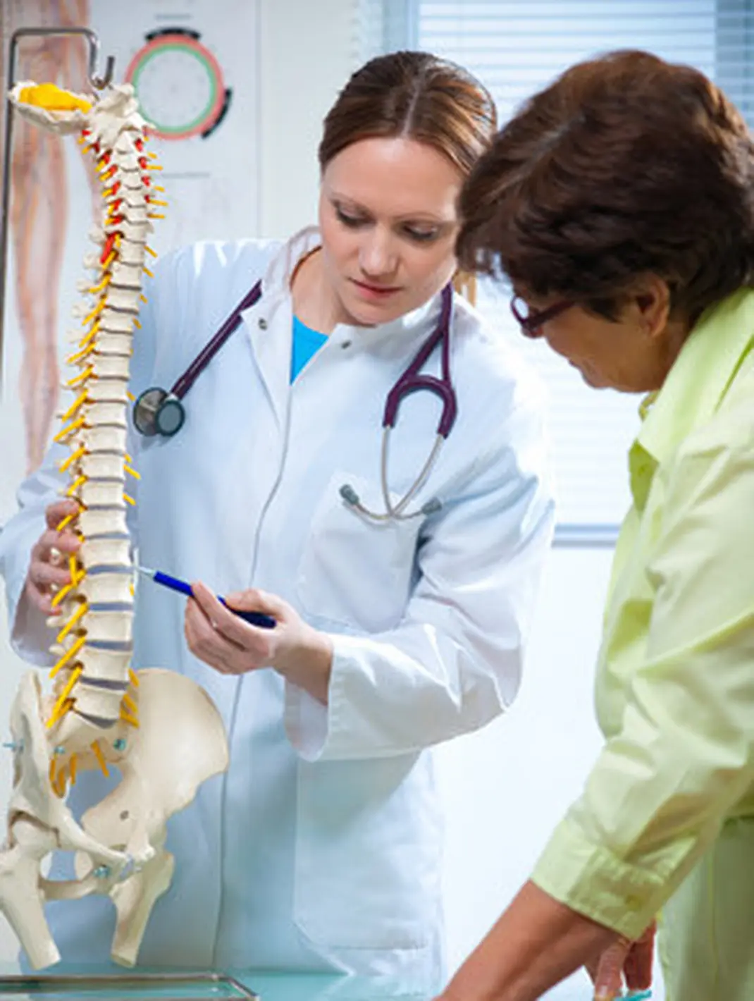 Mungkinkah Putus Hubungan dengan Nyeri Punggung? - Photo Fimela.com