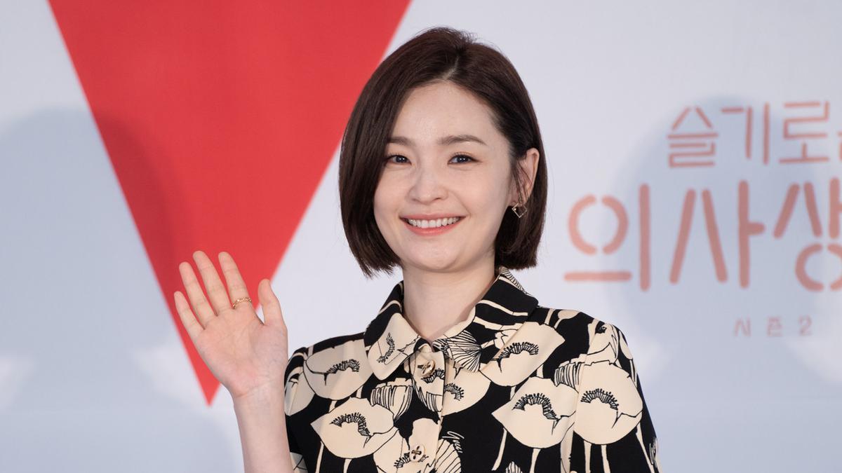 5 Tips Awet Muda Pemeran Seong Hwa Hospital Playlist 2 di Usia Hampir ...