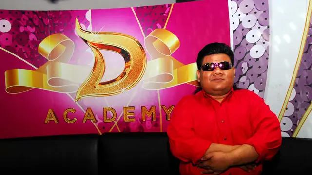 Perempuan Ini Ternyata Fans Berat Subro D Academy - ShowBiz Liputan6.com