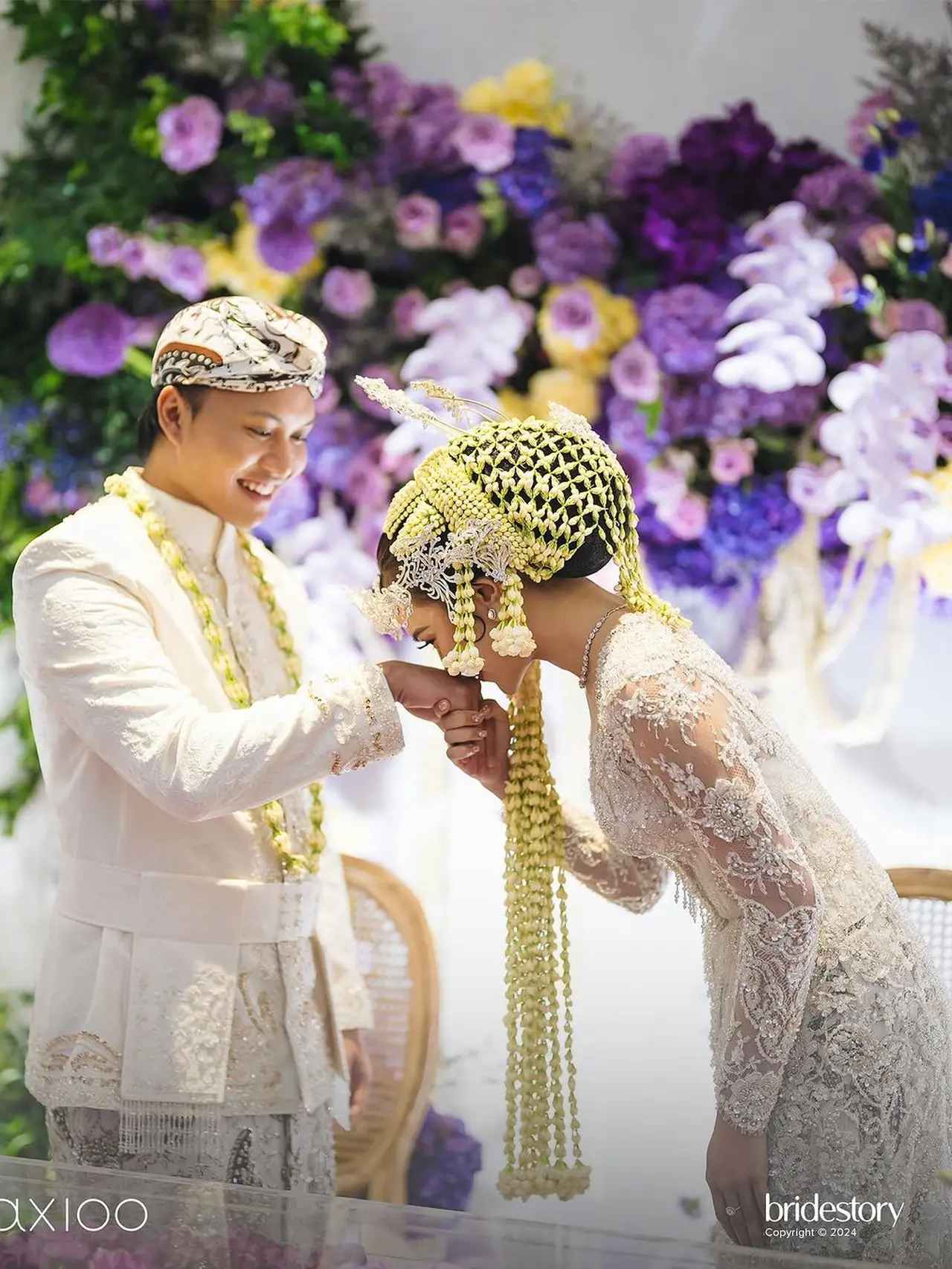 8 Potret Mahalini Akad Nikah Pakai Siger Sunda, Istri Rizky Febian ...