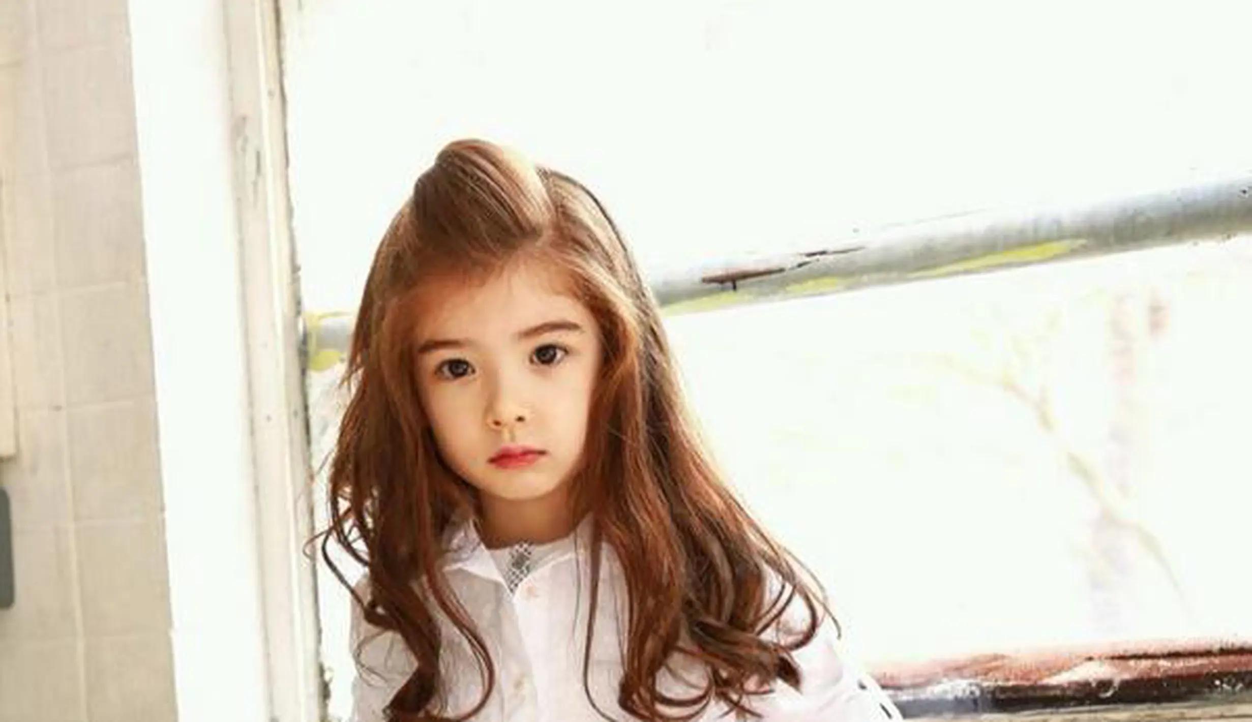 Pesona Lauren Lunde, Model Super Cute Dari Korea - Photo Fimela.com