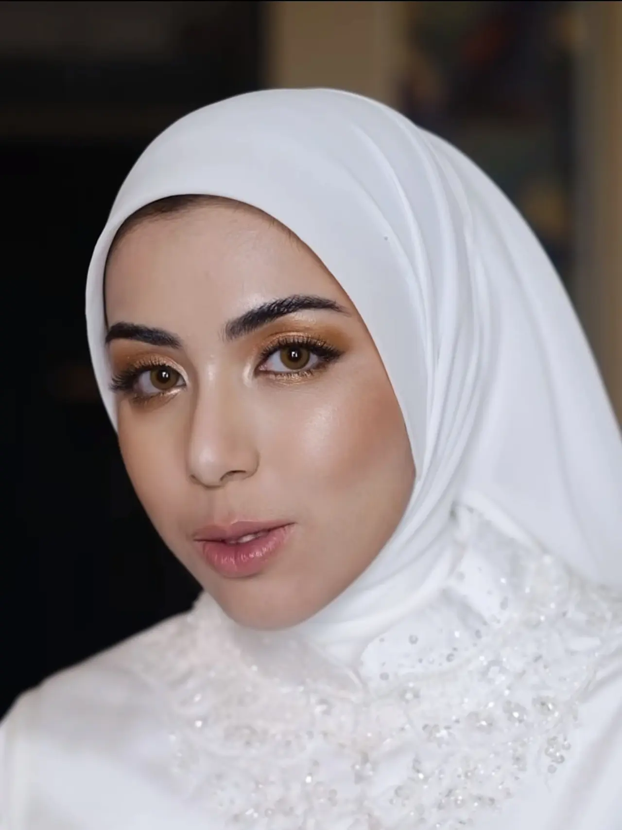 7 Potret Sausan Sabrina Istri Virzha Berdarah Arab, Pamer Wajah Natural ...