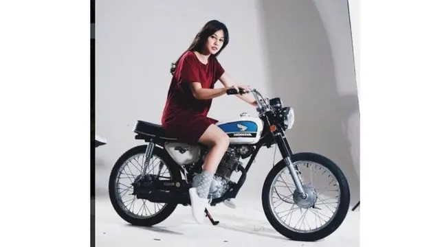 Cerita di Balik Modifikasi Honda CB100 Milik Dilan - Otomotif Liputan6.com