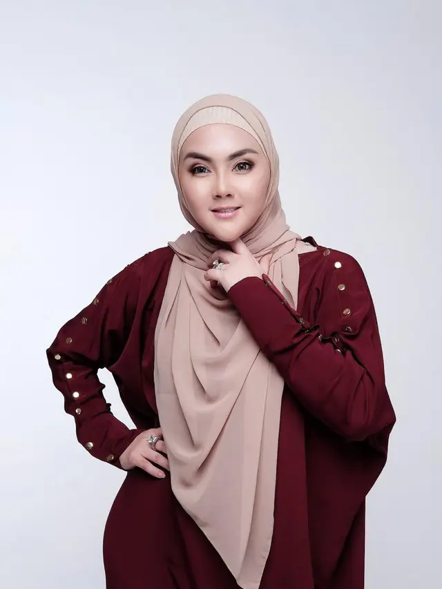 Ade Fitrie Kirana Ciptakan Program Bantu Sesama Selama Pandemi ...