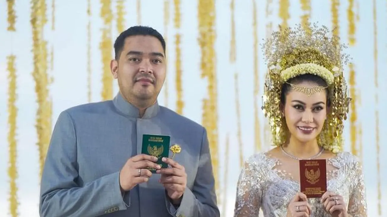 8 Potret Pernikahan Prananda Putra Tunggal Surya Paloh dari Akad hingga Resepsi di Bali, Sang ...