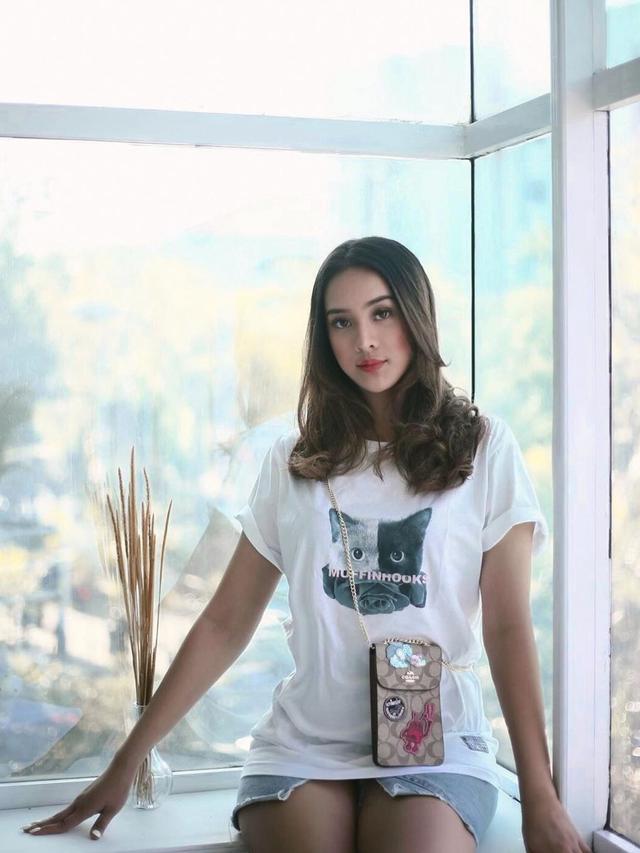 Anya Geraldine Bisnis Kedai Burger karena Hobi Makan - ShowBiz Liputan6.com