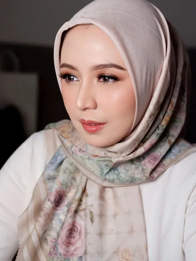 Selebgram Sarah Sofyan dan Ivonne Magdalena Warnai Dunia Mode dengan Signature Bag, Sorot 5 ...