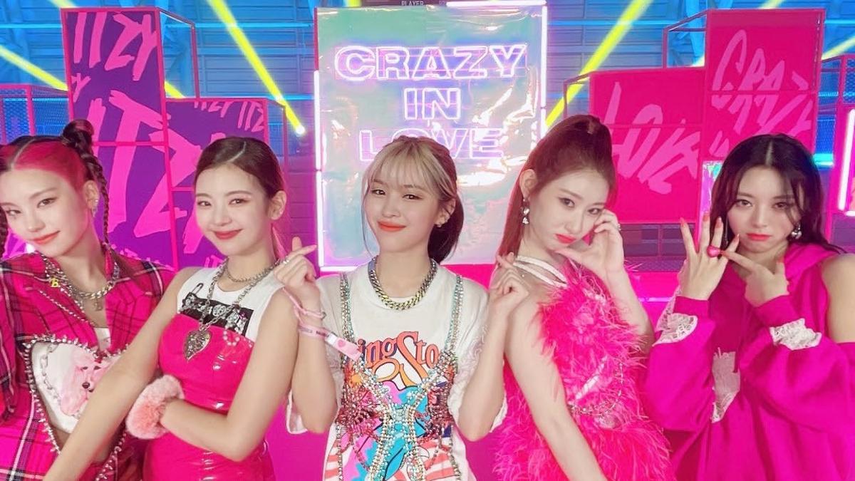 Comeback dengan Tren Fashion Y2K, 5 K-Pop Idol Ini Sangat Fashionable!