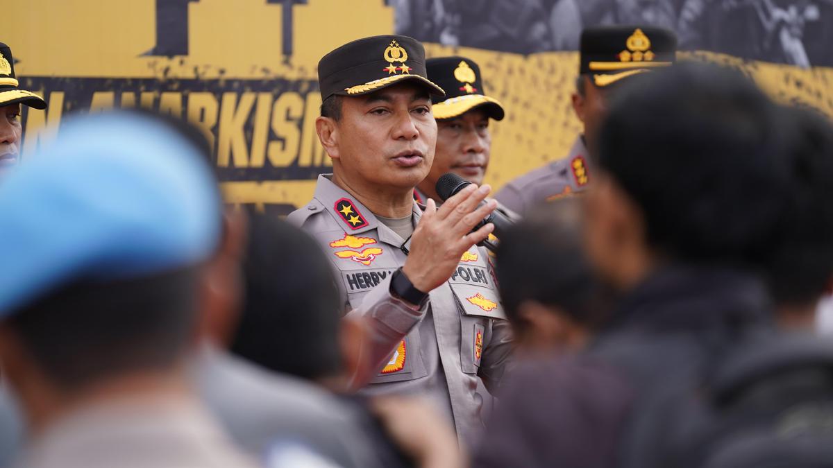 Polda Riau Resmi Luncurkan Tim Raga Untuk Lawan Genk Motor, Premanisme, dan Anarkisme - Regional ...