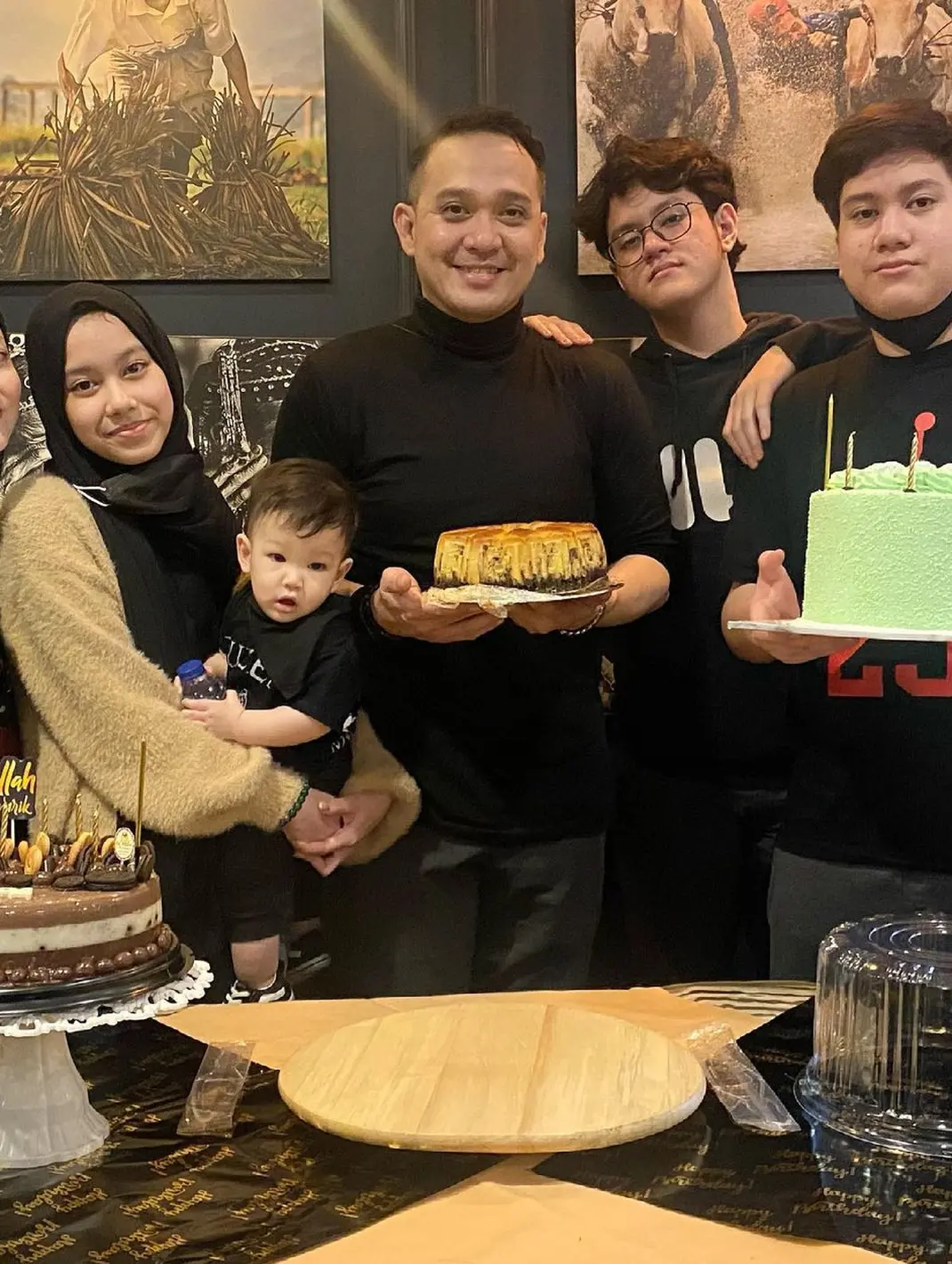 11 Potret Ultah Presenter Kembar Fadli dan Fadlan Muhammad - Photo ...