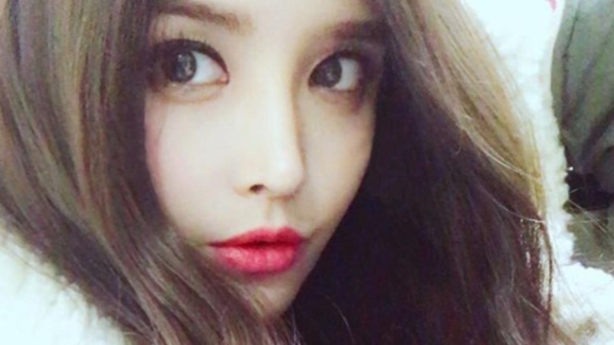 5 Potret Cantiknya Harisu, Artis Transgender Pertama di Korea ...