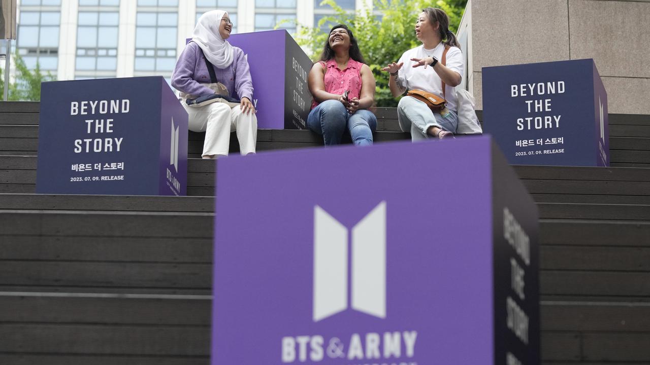 Banjir Konten di ARMY DAY, Ini Deretan Hadiah dari BTS di Anniversary ...