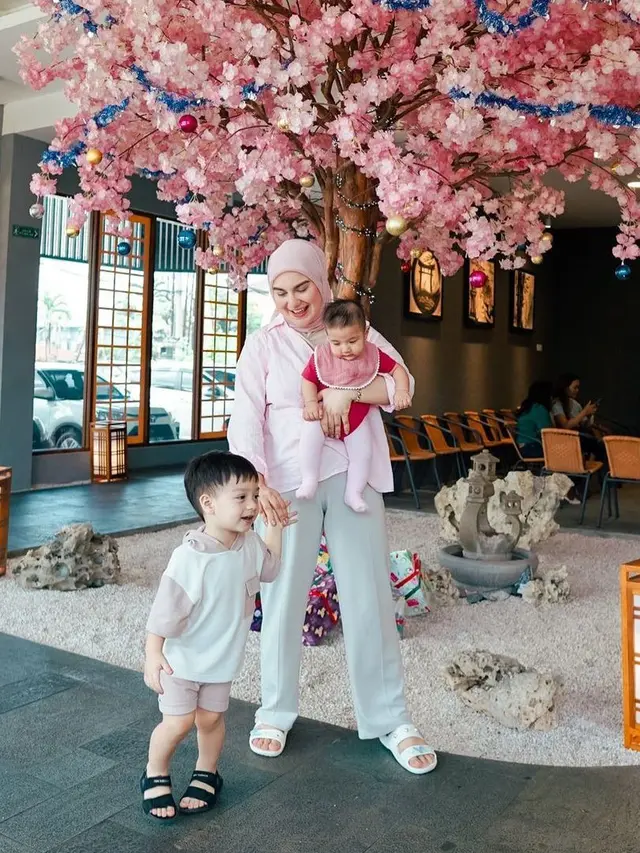Irish Bella Ungkap Alasan Ganti Nama Anak Keduanya, Sempat Sakit ...