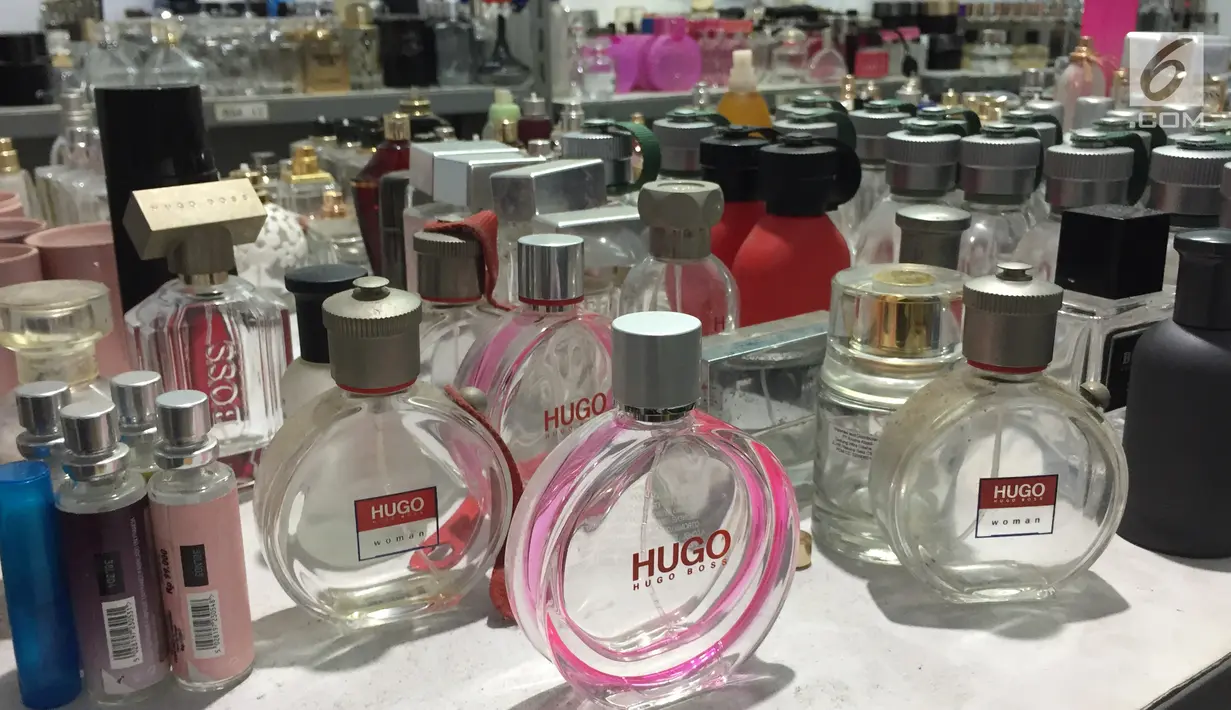 FOTO: Polisi Ungkap Kasus Pabrik Parfum Palsu Berbahaya di Jakarta ...