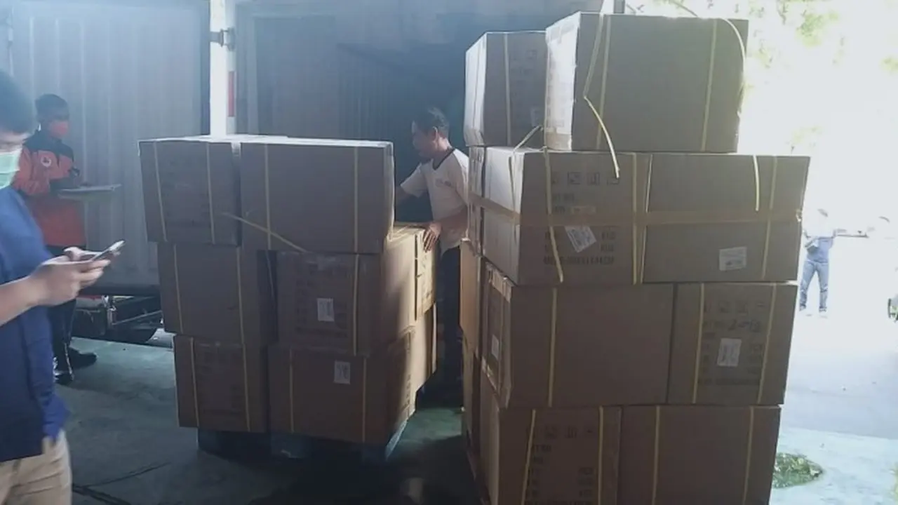 Alur Distribusi APD untuk Tenaga Medis COVID-19 di Daerah - Health ...