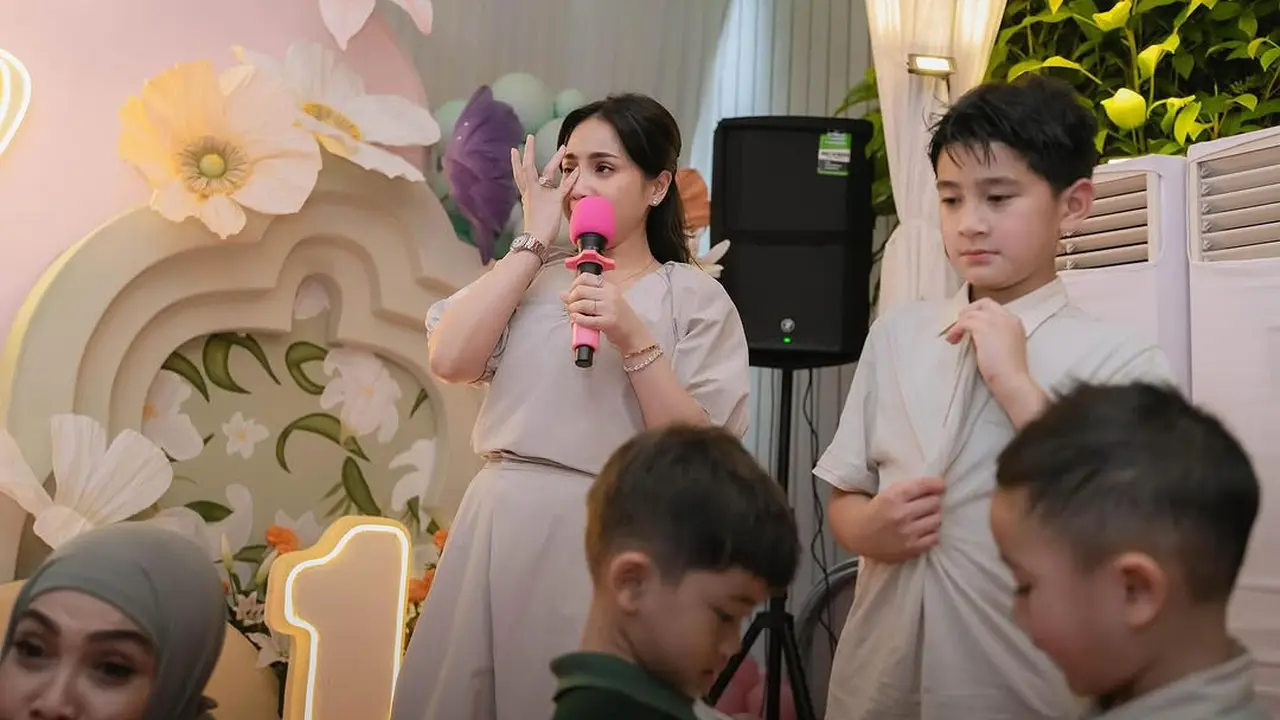 10 Potret Ulang Tahun Lily Anak Raffi Ahmad, Digelar Meriah di Rumah Andara - Hot Liputan6.com