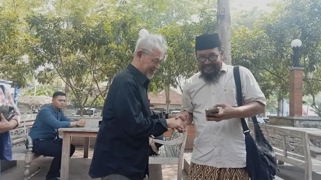 Heboh Majelis Permusyawaratan Rembang, Keluarga Gus Mus Ngaku Tak Ada ...
