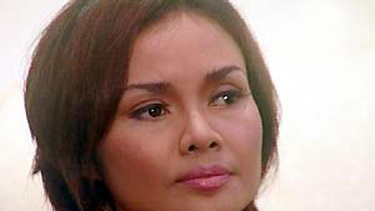 Iyeth Bustami Sedih - ShowBiz Liputan6.com