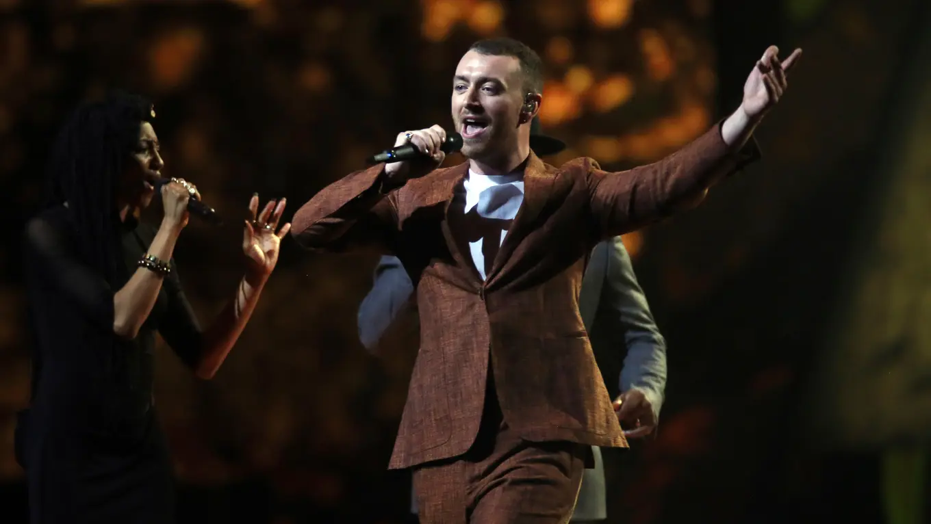 4 Perubahan Penampilan Sam Smith dari Cool ke Flamboyan, Disebut Mirip ...