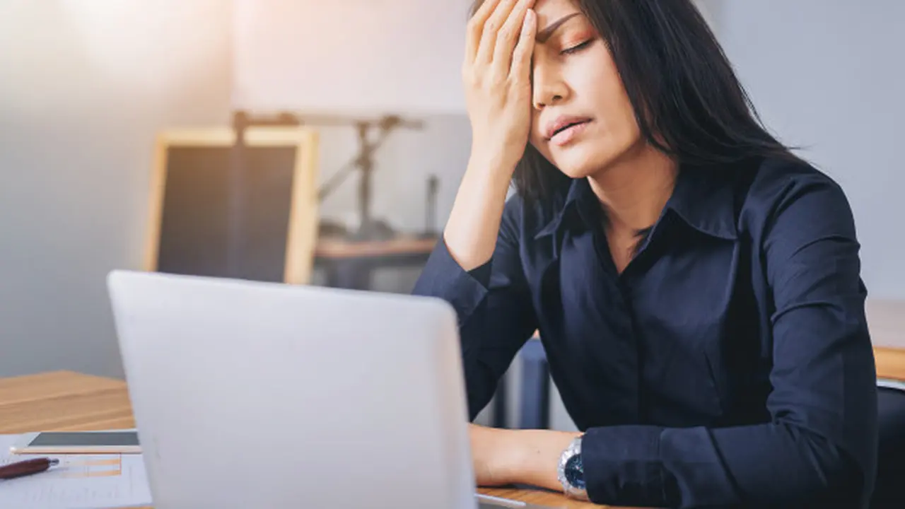 Fatigue Adalah Kelelahan, Kenali Gejala, Penyebab, dan Cara ...