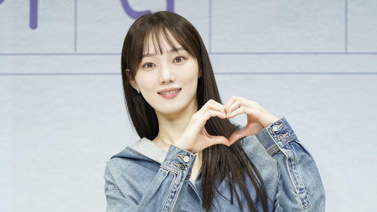 Pesona Lee Sung Kyung yang Selalu Tampil Memukau dalam Serial Drama Korea