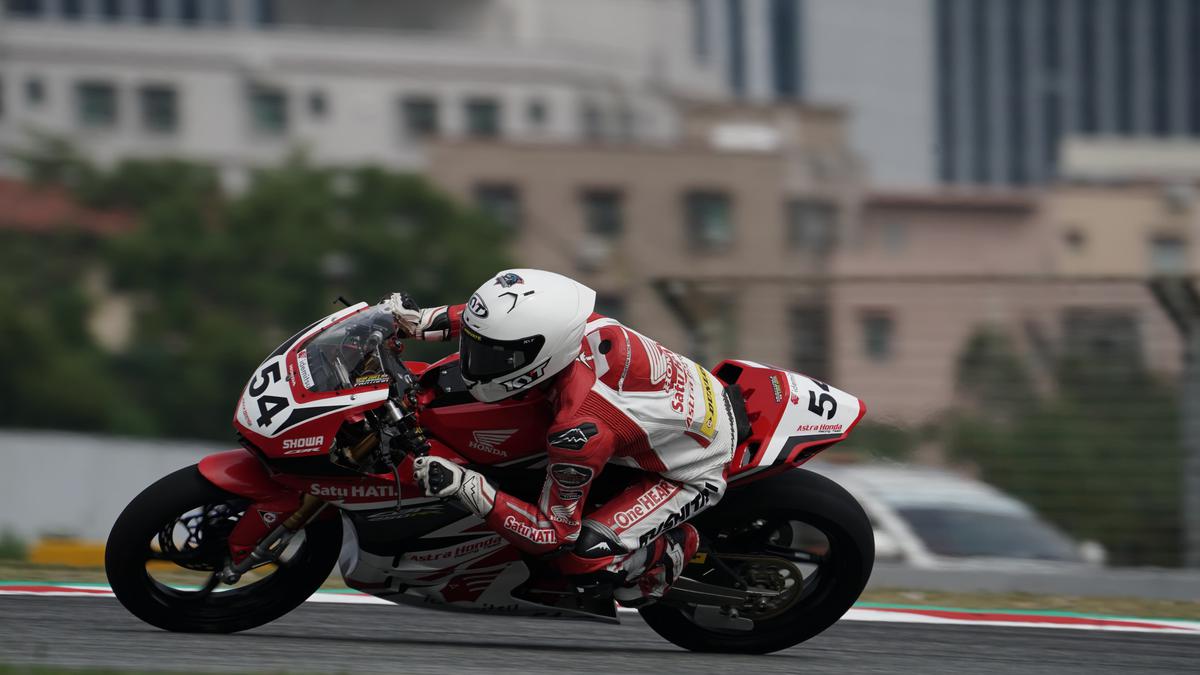 Hasil Race 1 AP250 ARRC Buriram 2023: Unggul 6 Detik! Rider Astra Honda ...