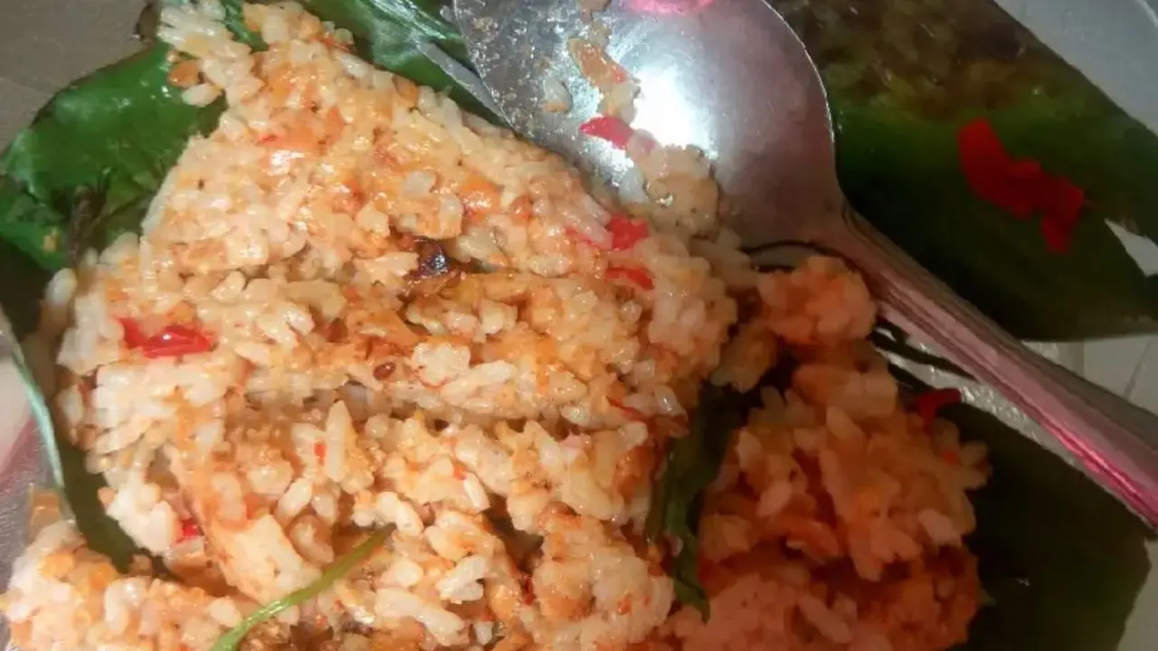 3 Resep Praktis Nasi Tutug Oncom Khas Sunda untuk Menu Akhir Pekan Keluarga - Lifestyle Liputan6.com