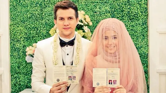 Risty Tagor: Setelah Nikah Stuart Collin Jadi Kasar - ShowBiz Liputan6.com