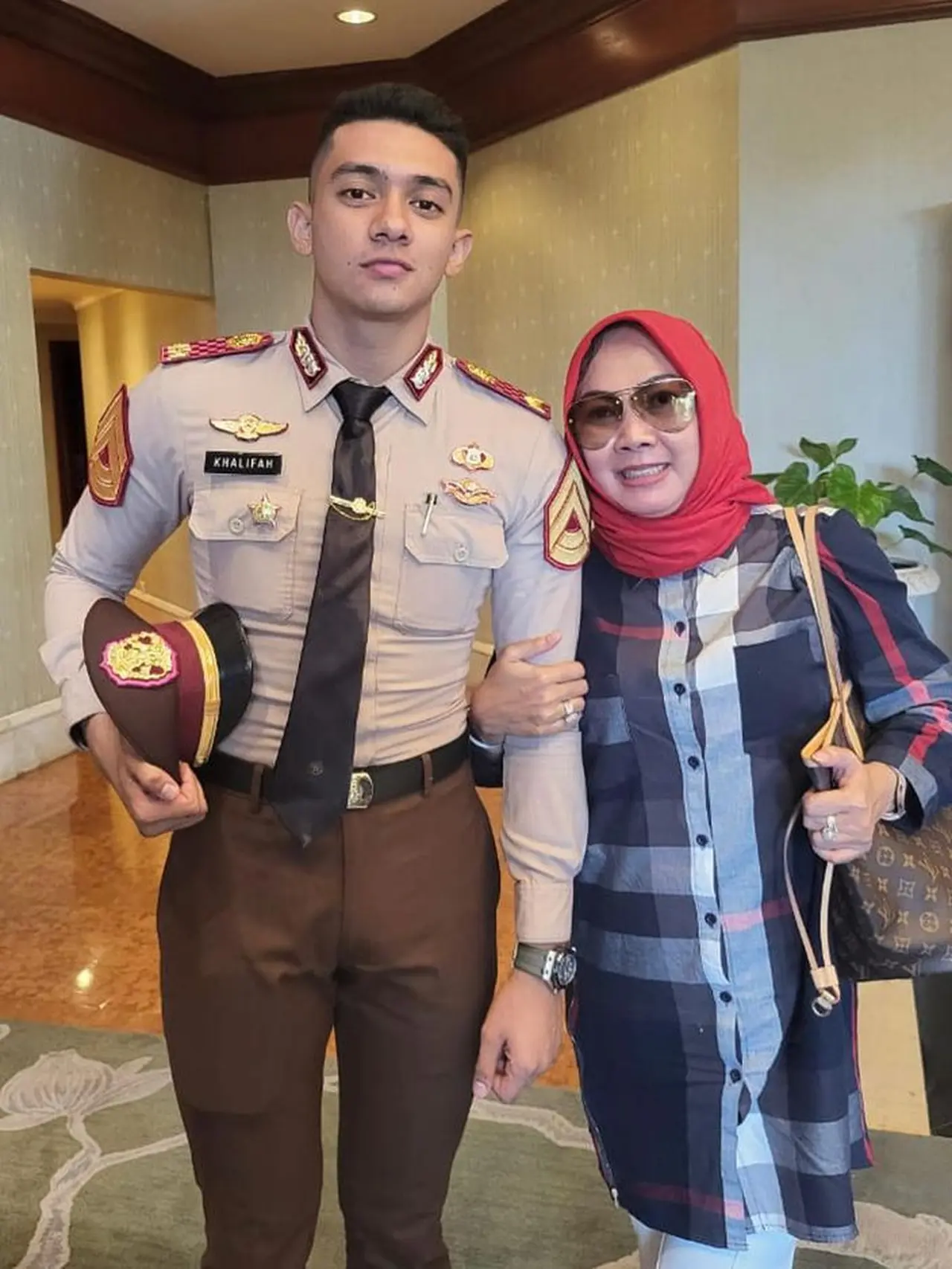 6 Potret Khalifah Nasif, Taruna Akpol Sekaligus Anak Tunggal Bos E-commerce Indonesia - Hot ...
