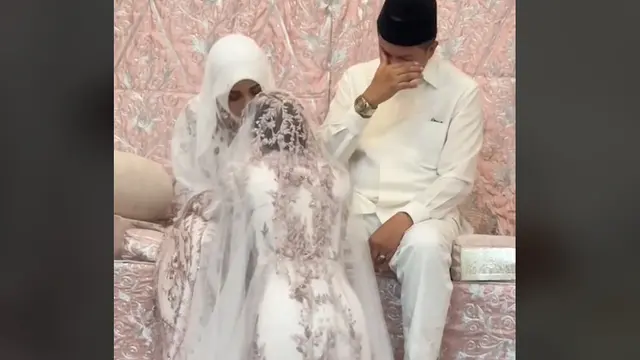 Momen Mengharukan Beby Tsabina Sungkem dengan Orangtua Jelang Menikah - ShowBiz Liputan6.com