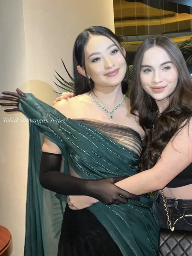 7 Potret Natasha Wilona di Gala Premier Film Horor Janji Darah, Tampil Menawan - Hot Liputan6.com