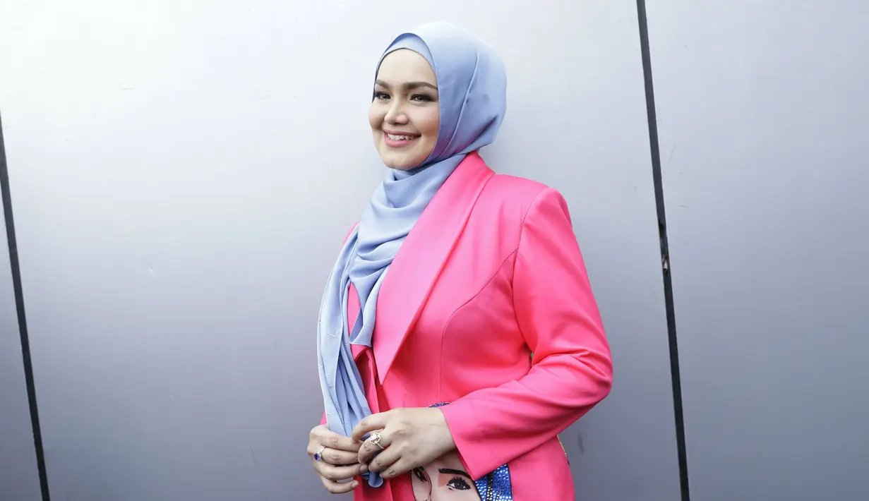 Siti Nurhaliza Gelar Konser di Jakarta Gandeng Tulus - Photo Fimela.com