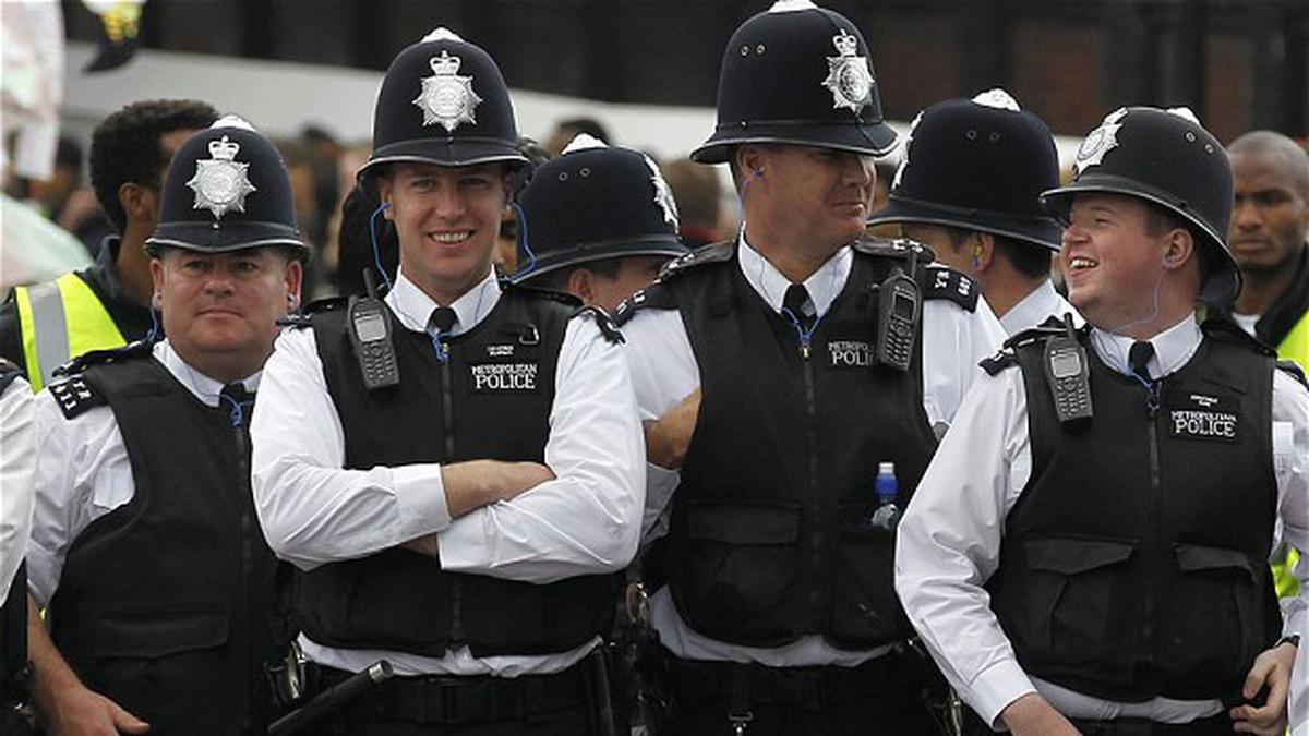 Di Negara Ini Polisi Dilarang Twitter-an? - Tekno Liputan6.com