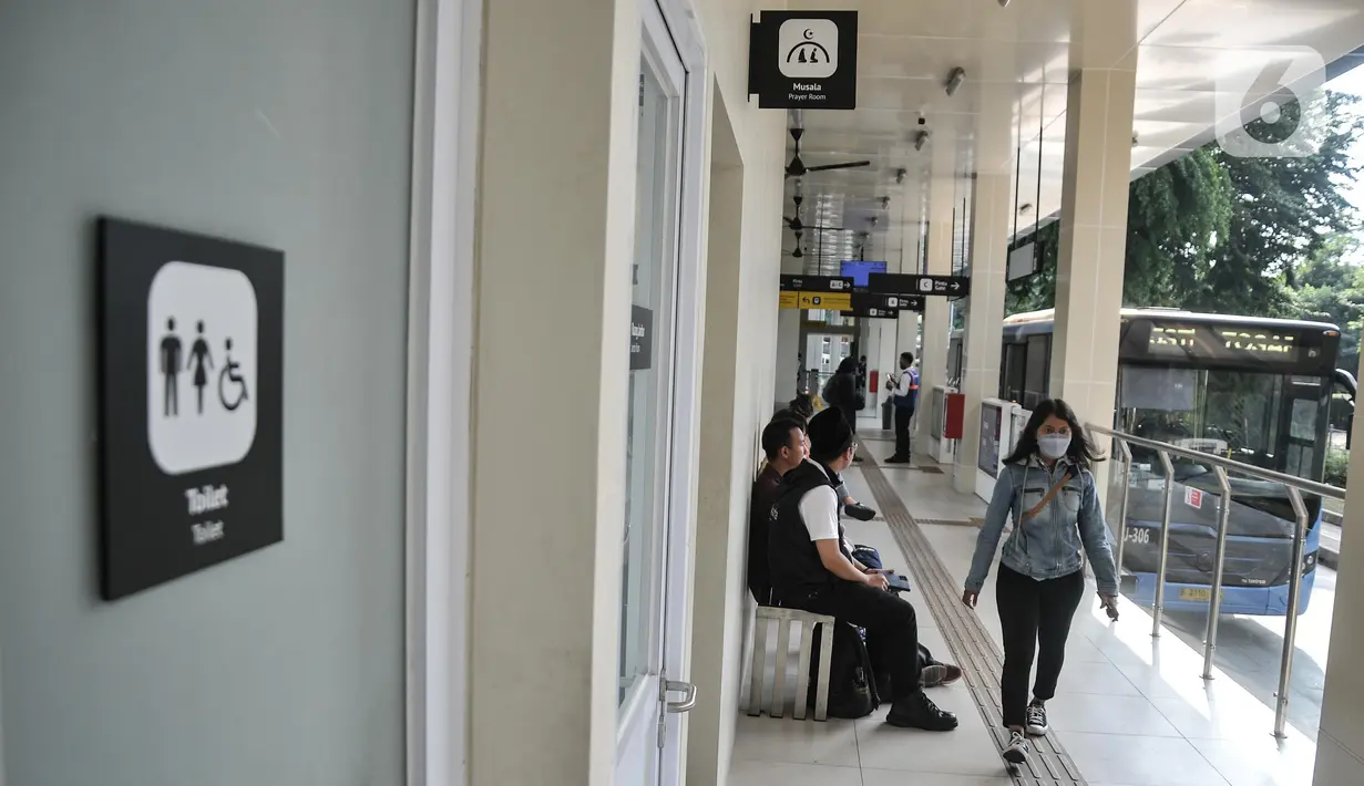 Wajah Baru Halte Transjakarta Dukuh Atas 2 - Foto Liputan6.com