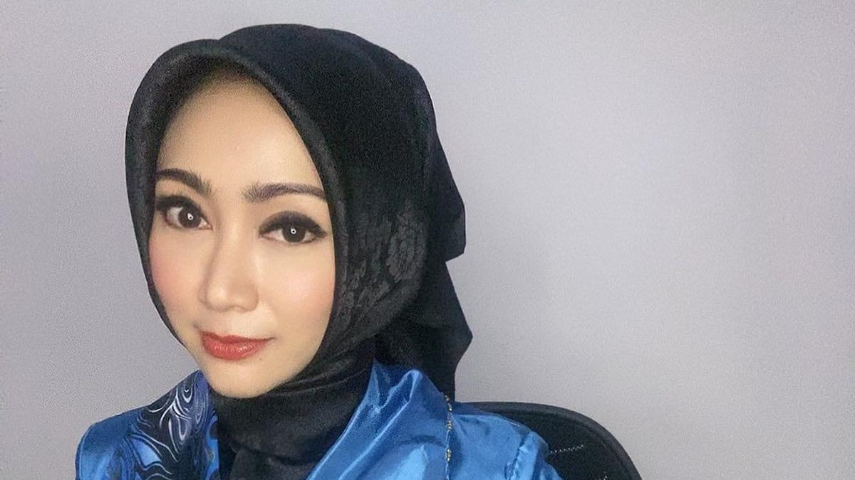 Ira Swara Bangkrut, Kembali ke Dunia Musik untuk Bertahan Hidup - ShowBiz Liputan6.com