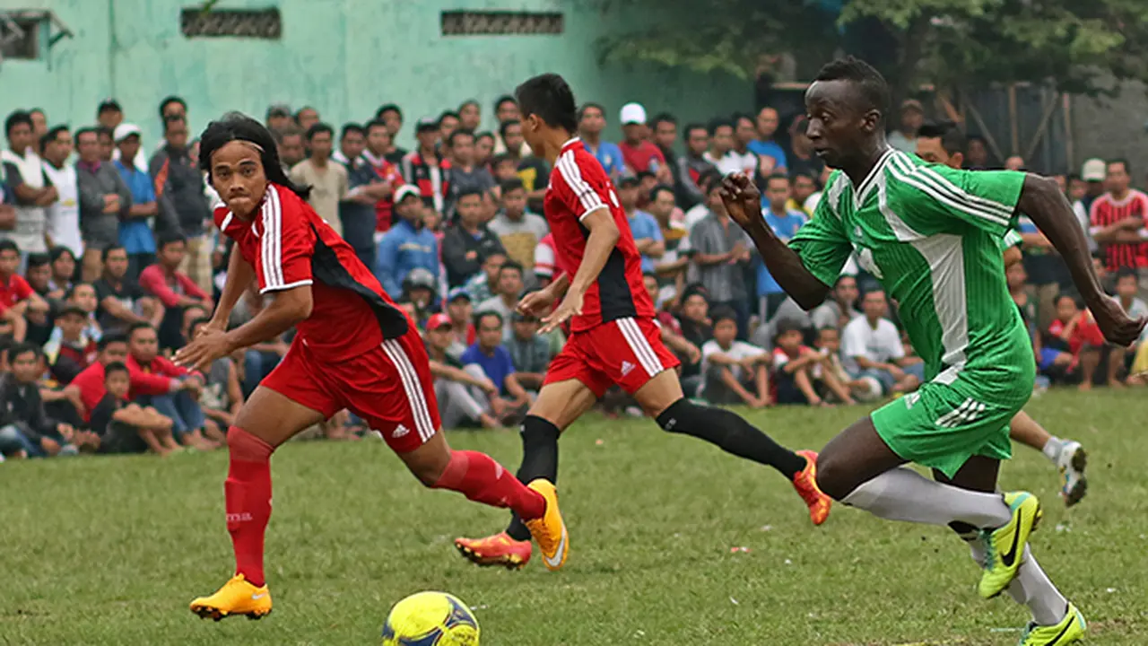 4 Hal Nyeleneh Sepak Bola Indonesia: Dahsyatnya Tarkam hingga Pemain ...