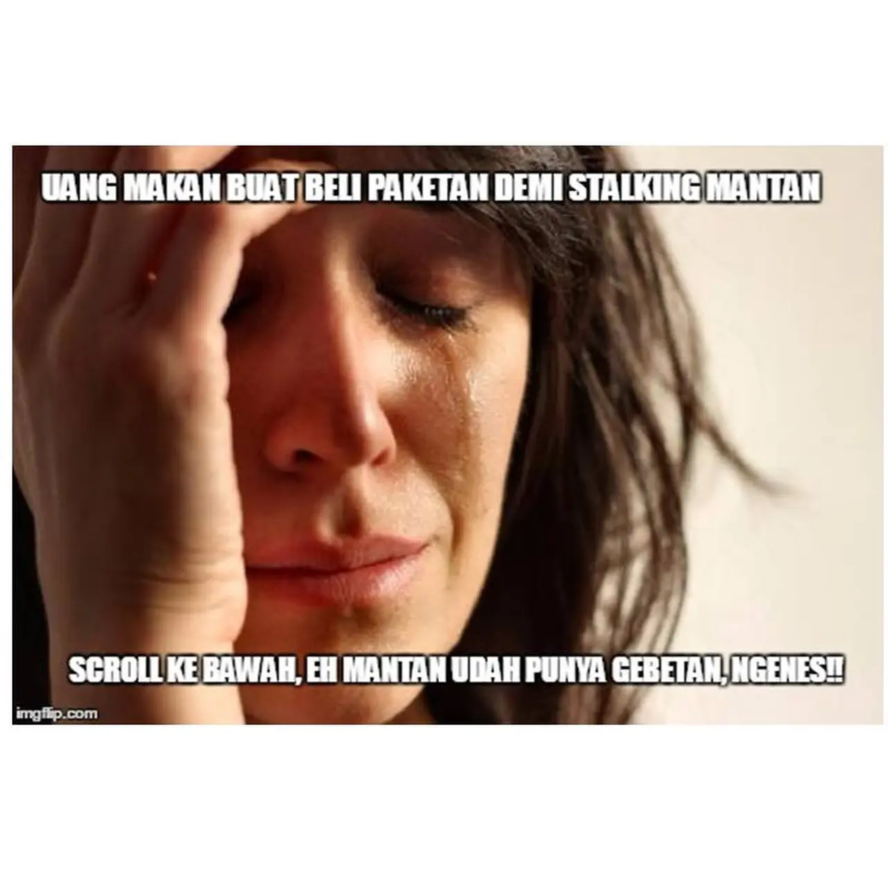 7 Meme Perjuangan Orang Stalking Media Sosial Ini Ujungnya Bikin Ngenes ...
