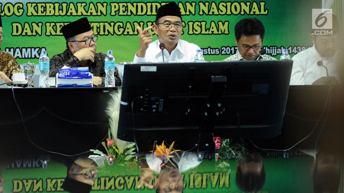 PHOTO: Bahas Kebijakan Pendidikan Nasional, Mendikbud Dialog dengan MUI ...