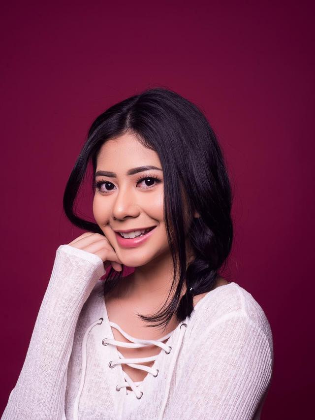 Tiga Tahun Hiatus, Thavita Siap Hadirkan Single Kedua - Entertainment ...