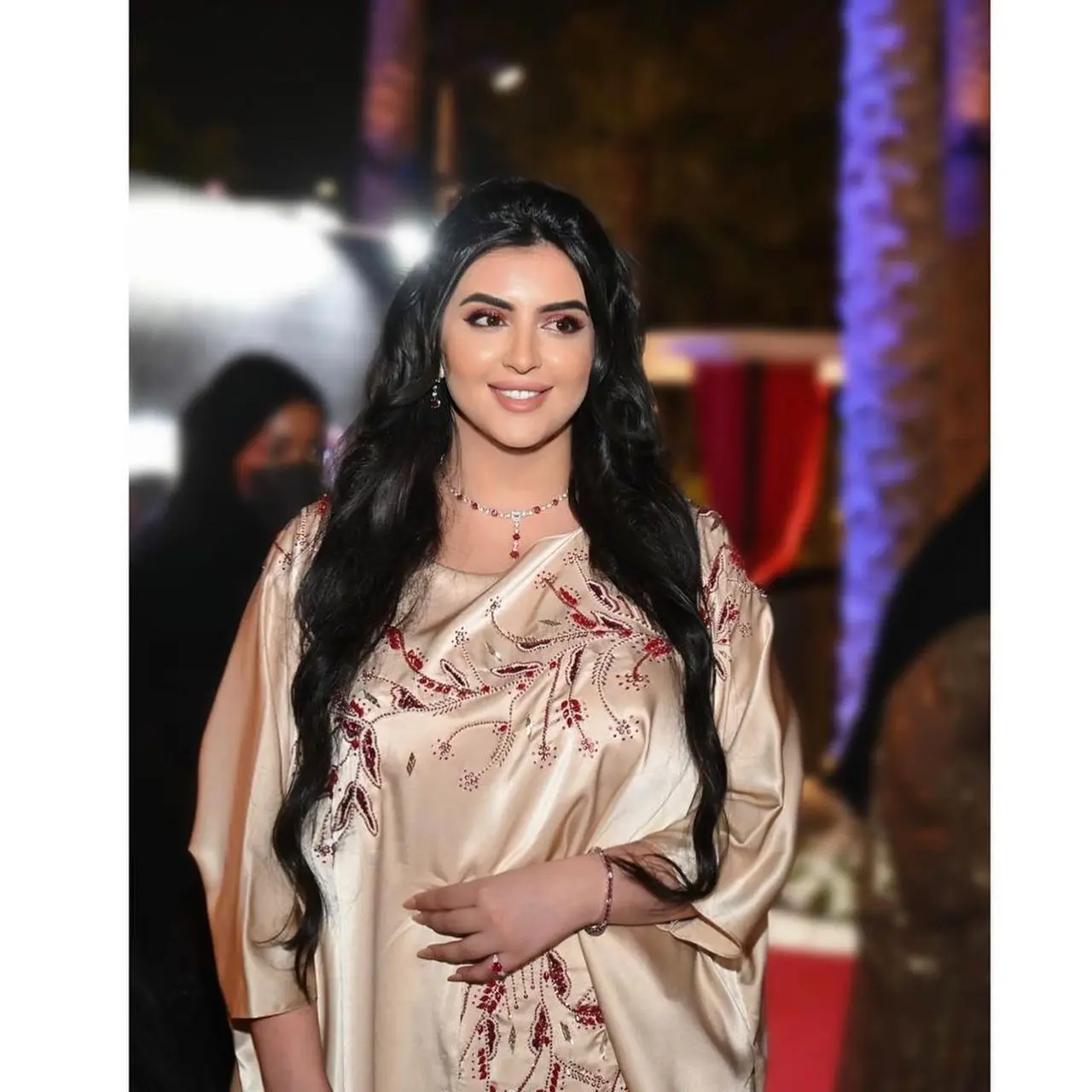 6 Pesona Glamor Sheikha Mahra, Princess Dubai yang Ceraikan Sang Suami ...