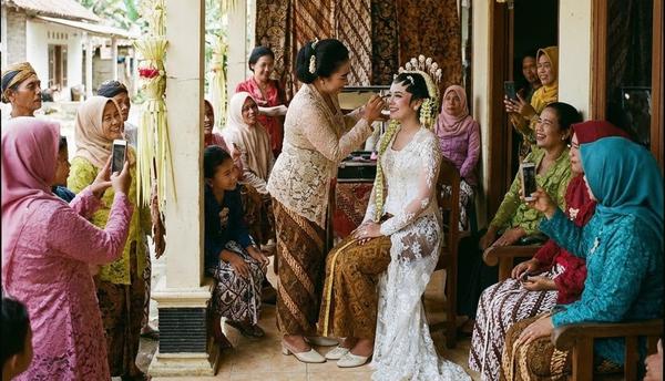 7 Model Sanggul Modern dengan Rambut Sendiri, Elegan Tanpa Hairpiece