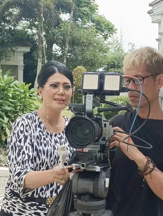 Populer Perankan Ibu Tiri Galak dan Kejam, Berikut Potret Terbaru Ibunya Bawang Merah - Photo ...