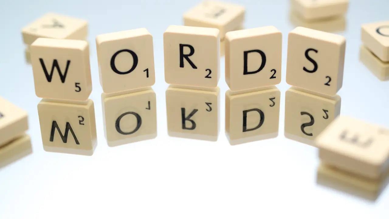 Pengertian Kata Polisemi Beserta Contohnya dalam Kalimat - Ragam Bola.com