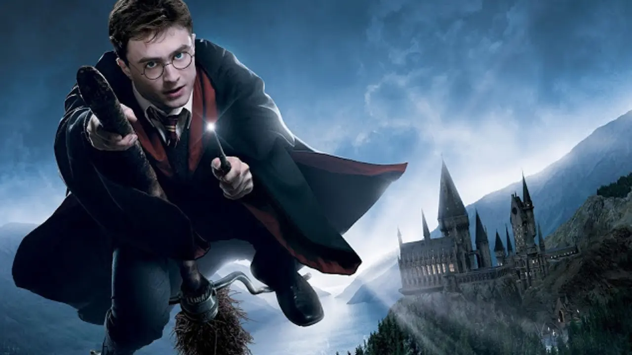 Terungkap, 10 Rahasia dalam Dunia Harry Potter Penuh Magis - ShowBiz ...