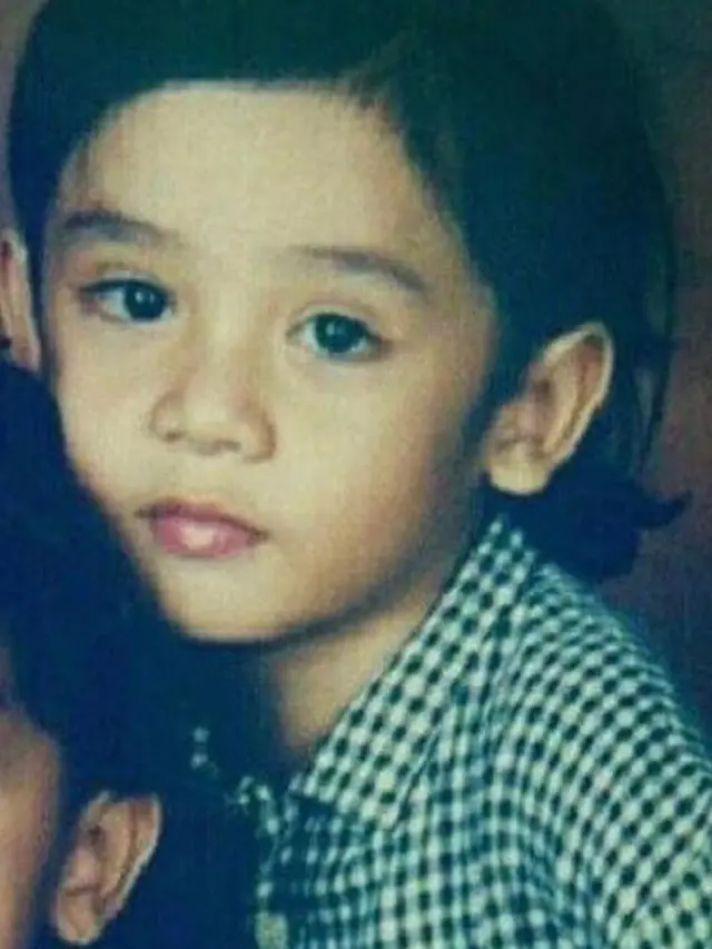 7 Transformasi Arbani Yasiz dari Anak Kecil Menggemaskan hingga Tampan ...