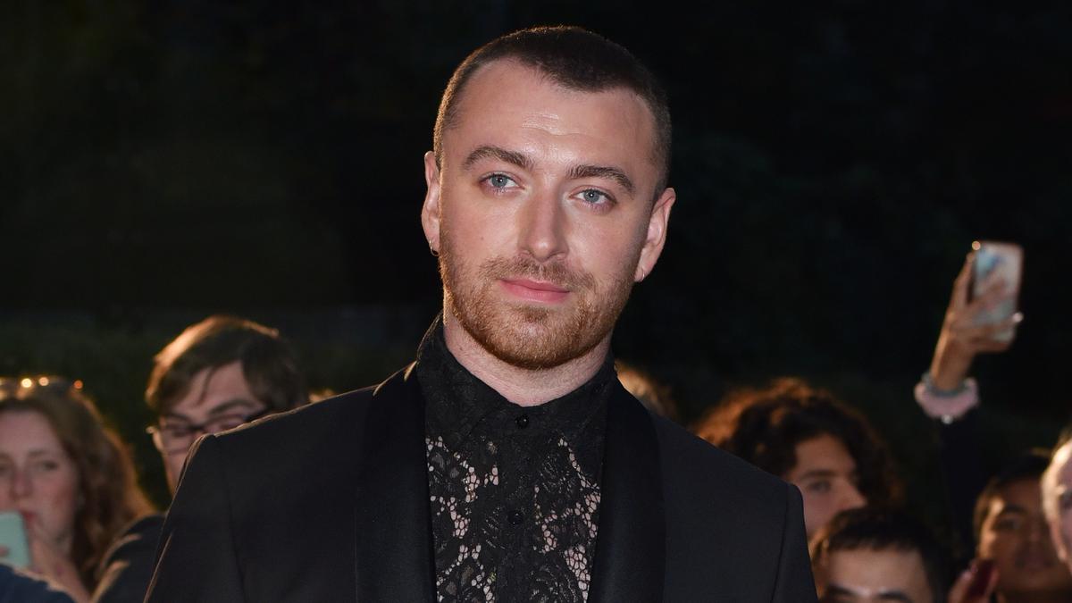 Umumkan Status Gender, Sam Smith Inginkan Sebutan Ini - Entertainment ...