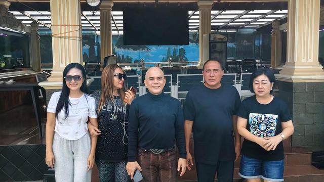 Yenni Ermella dan Tim Sumut Bermartabat Bantu Korban Bencana di Aceh ...